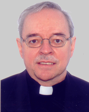 L’abbé Louis-André Naud, prêtre agrégé du Séminaire de Québec, est ...
